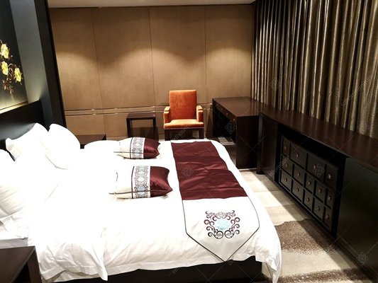 Customized Luxury Hilton Waldorf Hotel Bedroom Furniture Sets 3 Years Warranty