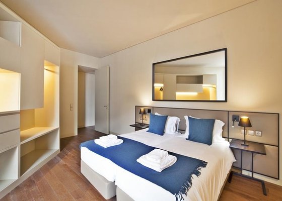 High Gloss Hotel Apartment Furniture Sets / Economical Hotel Bedroom Sets