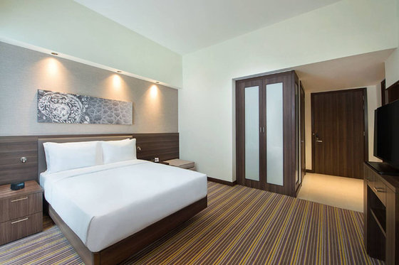 Holiday Inn Economical Hotel Bedroom Furniture / Hotel Style Bedroom Furniture