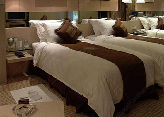 Economic Commercial Hotel Bedroom Furniture Sets Simple Style With Glass Desk