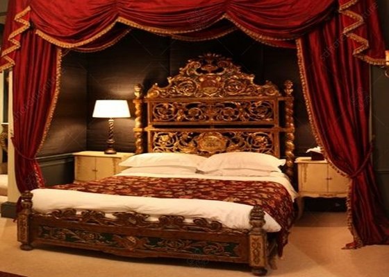 Classic Hotel Bedroom Furniture Set with Solid wood / MDF / Plywood + veneer + painting