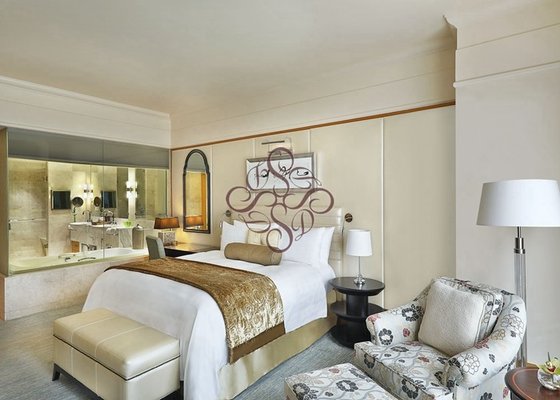 5 Star Hotel Bedroom Furniture Sets Leather / Fabric Surface