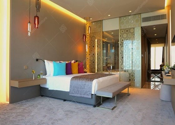 Solid Wood Frame Luxury Hotel Bedroom Furniture With Veneer / Apartment Furniture Sets