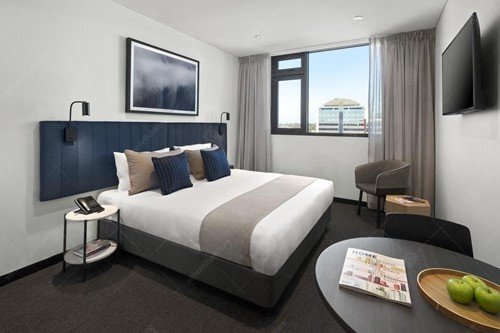 Classical Hotel Bedroom Furniture Sets With MDF , Plywood , Venner