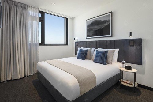 Classical Hotel Bedroom Furniture Sets With MDF , Plywood , Venner