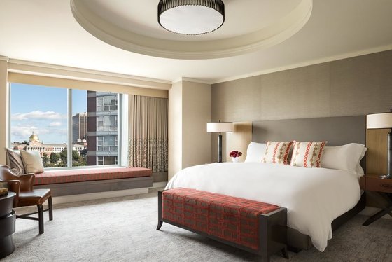 Elegant Commercial 5 Star Hotel Bedroom Furniture / Full Size Bed Sets
