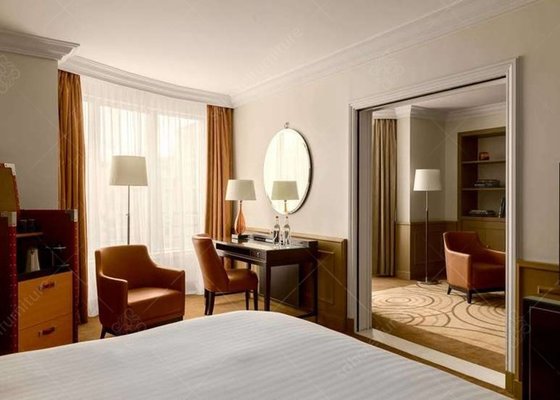 Genuine Leather Wooden Marriott Hotel Furniture Commercial Two Years Warranty