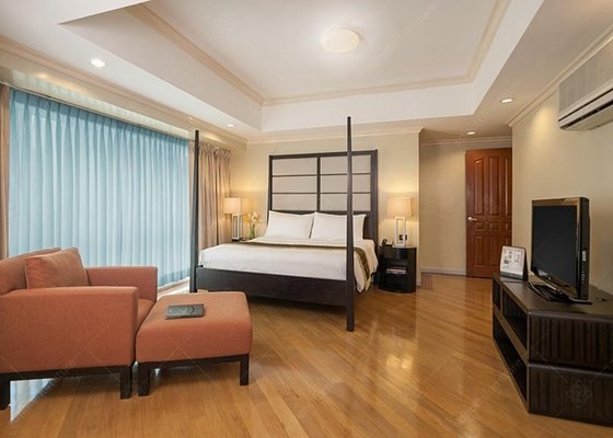Durable Modern Hotel Bedroom Furniture / Hotel Quality Bed With Plywood Panel
