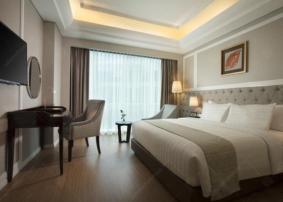 Durable Modern Hotel Bedroom Furniture Oak Wood Veneer Fashionable Design