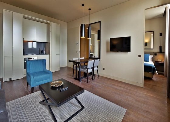 High Gloss Hotel Apartment Furniture Sets / Economical Hotel Bedroom Sets