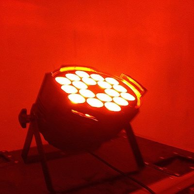 Pop Stage Lighting Par 64 18 X 15w 5 In 1 Led Par Light Indoor Dmx Par Cans Party Light supplier