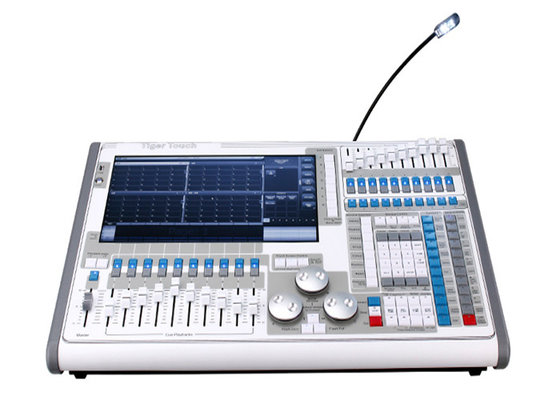 6144CH Tiger Touch DMX Lighting Controller High-Class CPU 15  Lighting Control System supplier