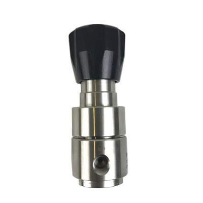 Gas back pressure regulator back pressure regulating valve
