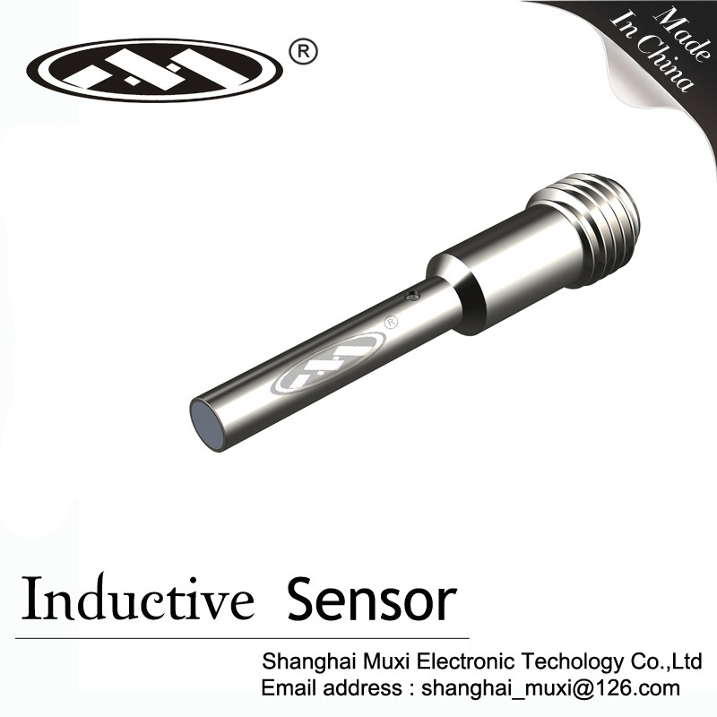 Inductive proximity switches Sensors IO4-M0.8PA-Y3V3/C38 DC 10-30V 3-wire  Male connector M8 3-pin