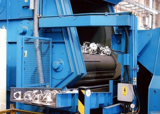 Portable Tumblast Shot Blasting Machine Rubber Belt , LD1200 Shot Peening Equipment