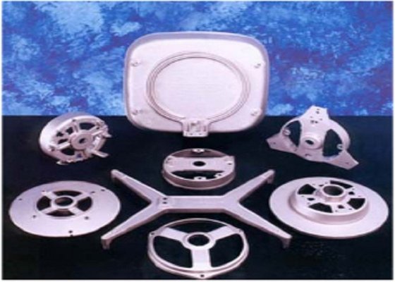 PLC Control Shot Blasting Machine For Aluminium Alloys Automototive Industry