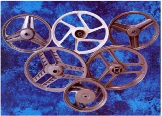 PLC Control Shot Blasting Machine For Aluminium Alloys Automototive Industry