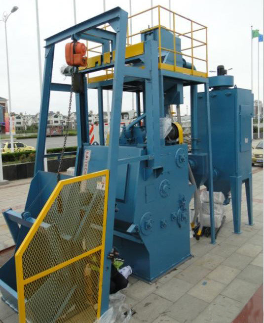Rubber Belt / Track Portable Shot Blaster Machine For Small Metal Parts