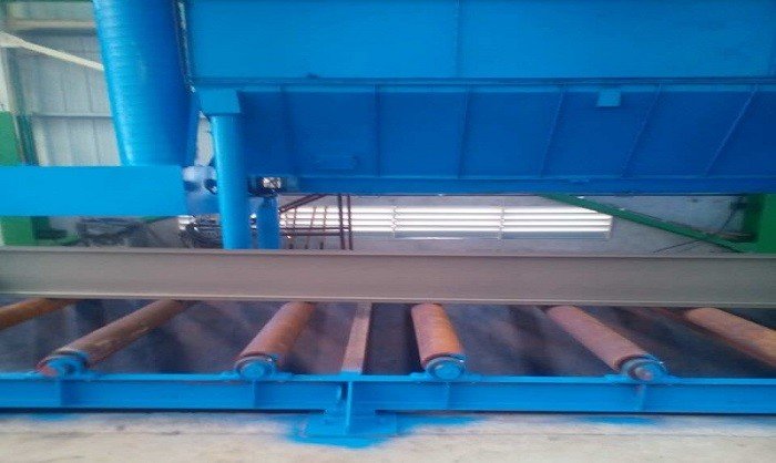 H Beam Shot Blasting Machine , Bead Blasting Equipment For Structural Steel Parts