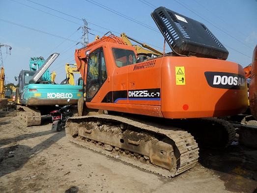 Used Doosan DH225-7 Excavator