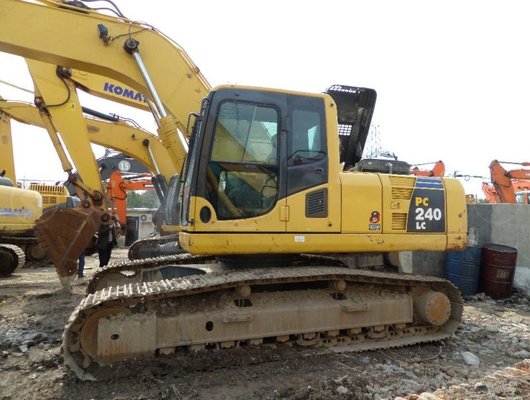 used excavators, wheel loaders, bulldozers, Cranes, Forklifts, road rollers, and graders, and they are with famous brand