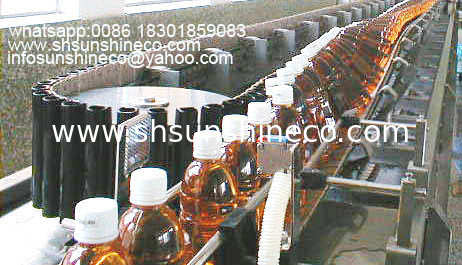 Inverted bottle sterilization machine for sterilizing the bottle mouth and inner wall of bottle gap