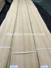 China Figured Eucalyptus Sliced Wood Veneer for Panel Door and Furniture Industry from www.shunfang-veneer-com.ecer.com supplier