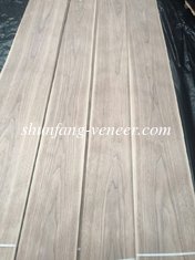 China American Walnut Natural Wood Veneer Walnut Timber Veneer for Furniture Doors Panel Interior Decor supplier