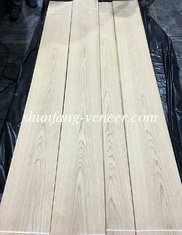 China Natural White Oak Veneer American Oak Natural Veneers For Furniture Wooden Doors Fancy Plywood supplier