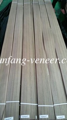 Quartered Walnut Natural Veneers American Walnut Wood Veneer Straight Grain supplier