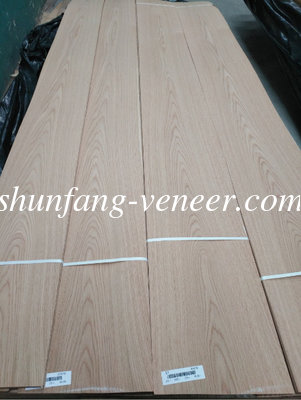 American White Oak Natural Wood Veneer For Office Furniture Wooden Doors Panel supplier