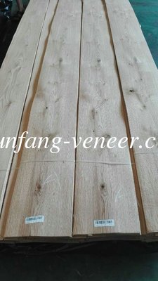 Knotty Oak Wood Veneer Rustic Oak Natural Veneers For Furniture Door Wall Paneling & Plywood supplier