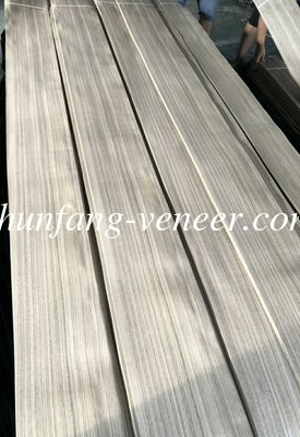 Rift Walnut Veneer American Walnut Natural Veneers Quarter Cut for Office Furniture Wooden Doors Veneered Panel supplier
