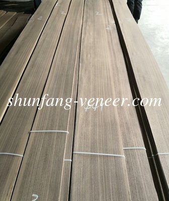 Quarter Walnut Veneer Rift Walnut Veneer American Walnut Natural Wood Veneers for Furniture Wooden Doors Veneered Panel supplier
