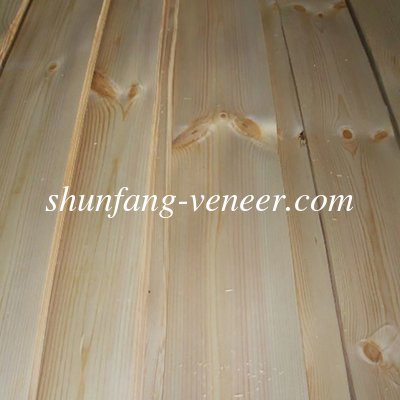 Knotty Pine Veneer Knotty Pine Natural Veneers Knotty Pine Decorative Veneers for Furniture Flush Doors Panels supplier