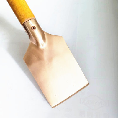 anti spark hand tools beryllium copper scraper with long wood handle