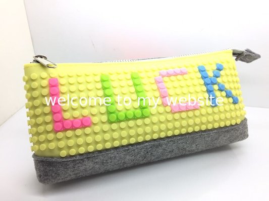 Free sample China factory panel pixel yellow silicone pencil case cheap price