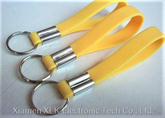Fashion Promotional Silicone Key Ring / Custom Silicone Keychains For Children