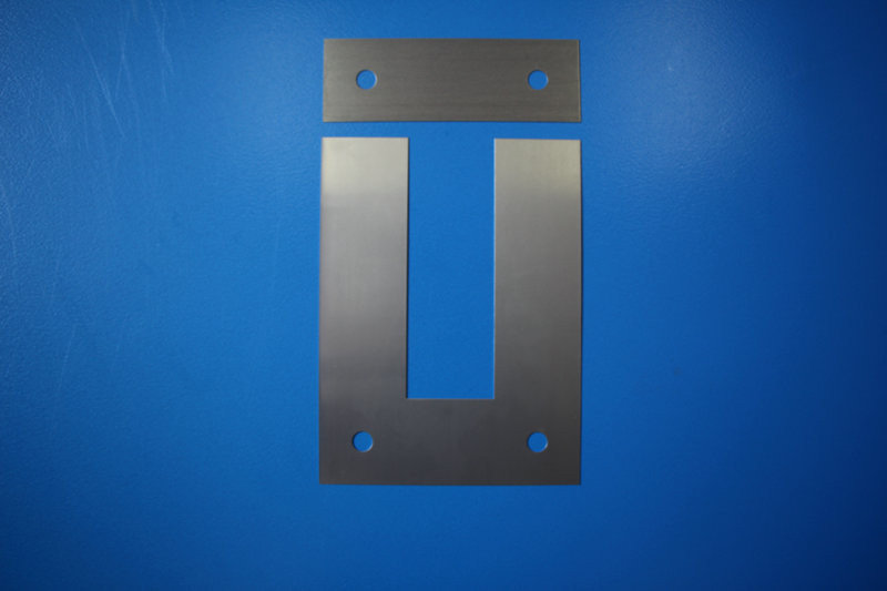 CRNGO / CRGO UI Lamination Light Green Cold Rolled For Transformer Core