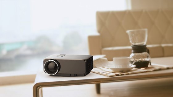 simplebeamer GP9S video game projector 800 lumens,mini led portable Micro projector than DLP Projector be better