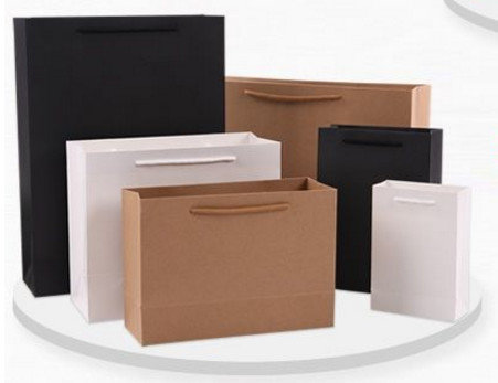 China Black box horizontal white card gift paper bag for men and women. supplier
