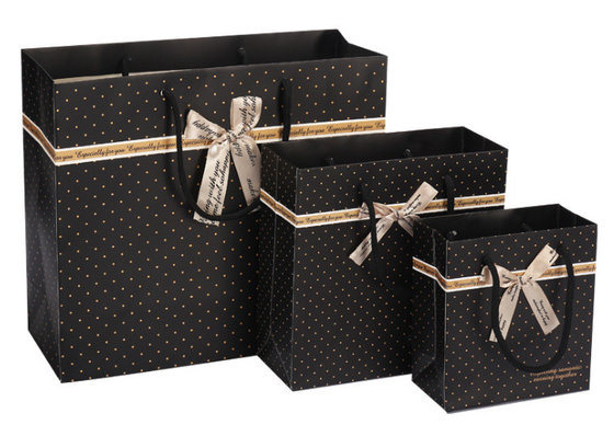 China Chinese Factory Sales Korean Black Spotted Gift Bags Paper Bags Handbags Bags Gift Bags supplier