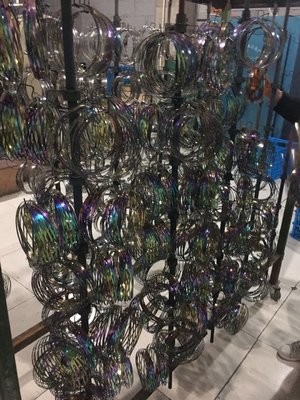 Magic ring，Decompression magic bracelet.，hoop toys supplier
