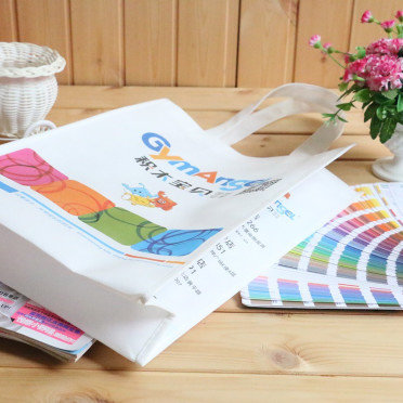 Advertising bags , cloth bags.Non-woven bag, advertising bag, product packaging bag.Hand bag,Brown paper bag supplier