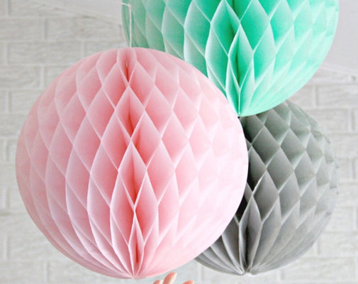 Honeycomb ball wedding wedding room supplies Europe and the United States paper ball export Round honeycomb wholesale supplier