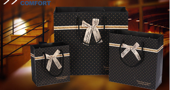 Chinese Factory Sales Korean Black Spotted Gift Bags Paper Bags Handbags Bags Gift Bags supplier