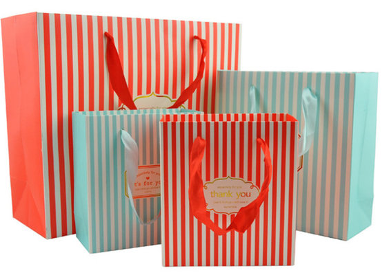 Manufacturers spot letter happy birthday gift bag wholesale candy bag gift laptop bag supplier