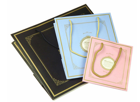 Gift Bags Wholesale Handbags Gift Bags Handbags Paper Bags Custom Garment Bags Packaging Bags Gift Bags supplier