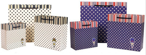 New Products Business Spotted Little Soldier Gift Bags Paper Bags Handbags Bags Gift Bags Clothing Bags supplier