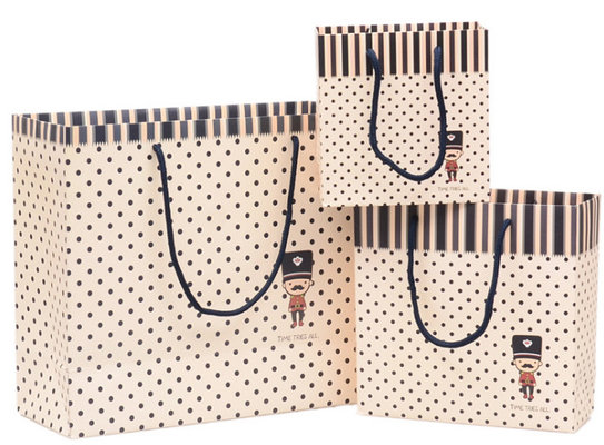 New Products Business Spotted Little Soldier Gift Bags Paper Bags Handbags Bags Gift Bags Clothing Bags supplier